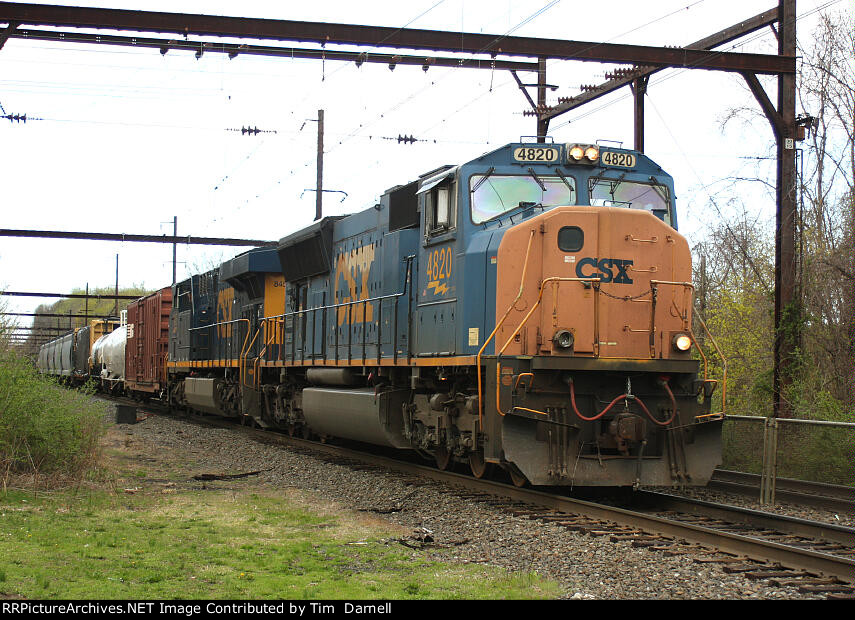 CSX 4820, 845 on Q410